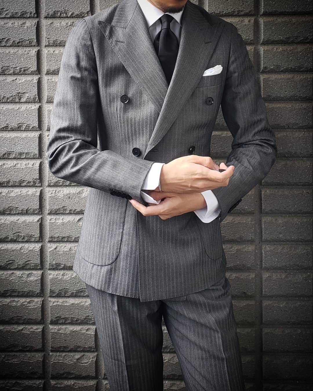 秋の結婚式やパーティーにぴったりなスーツの選び方 GRAY MAGICIAN – 大阪・東京・横浜・札幌のオーダースーツストア｜MIYUKI ...