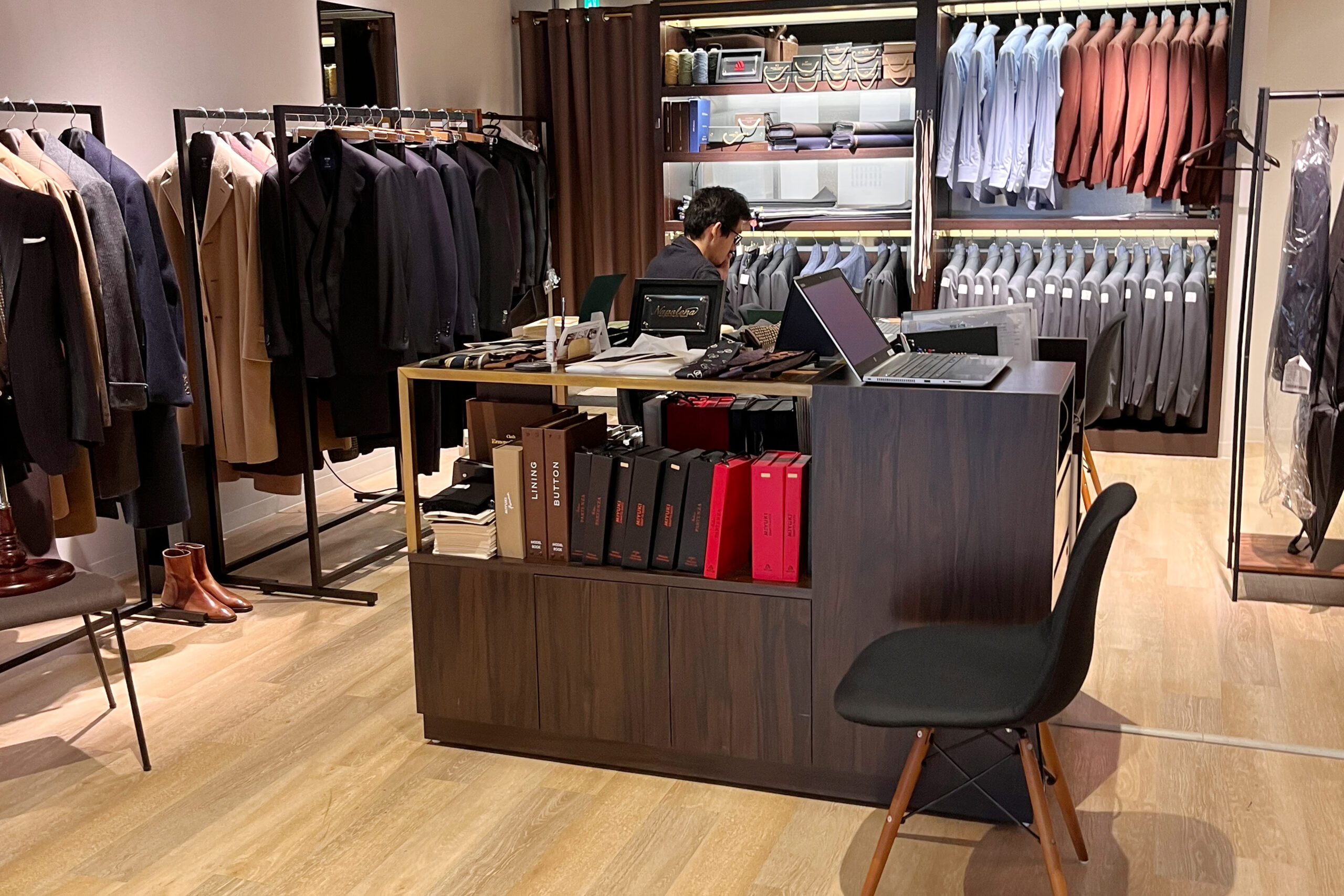 Vol.8 MIYUKI CRAFTS SUITS - 日本橋店について – – 大阪・東京・札幌のオーダースーツストア｜MIYUKI ...